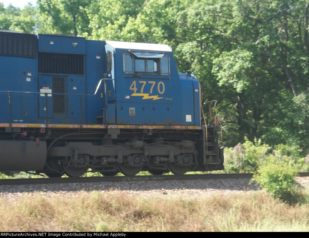 CSXT 4770 leads K781